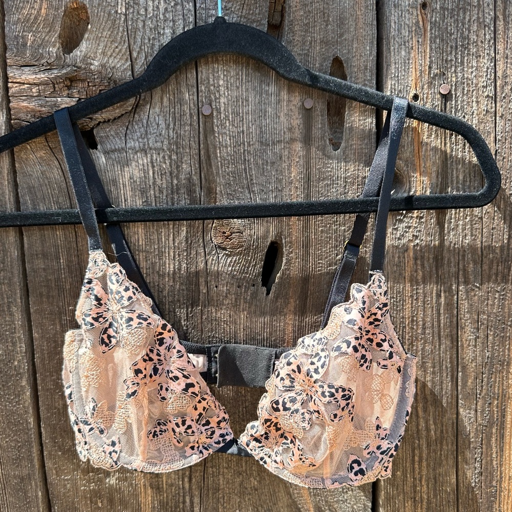 Victoria’s Secret Tan & Black Lace Cheetah Print Deta… - Gem